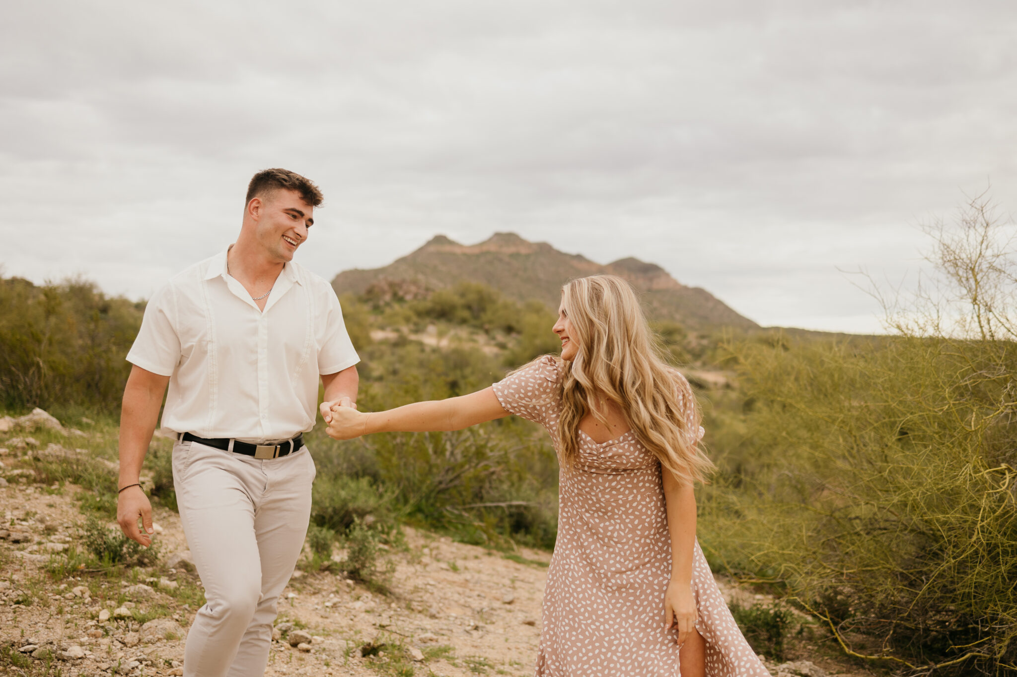 Adventurous Phoenix Engagement Session | thekrekelbergs.com