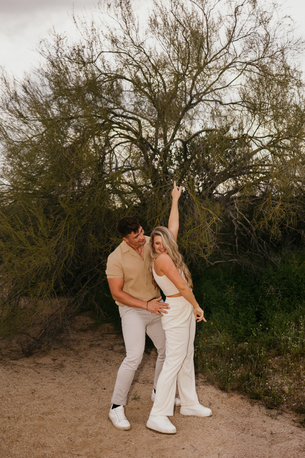 Adventurous Phoenix Engagement Session | thekrekelbergs.com